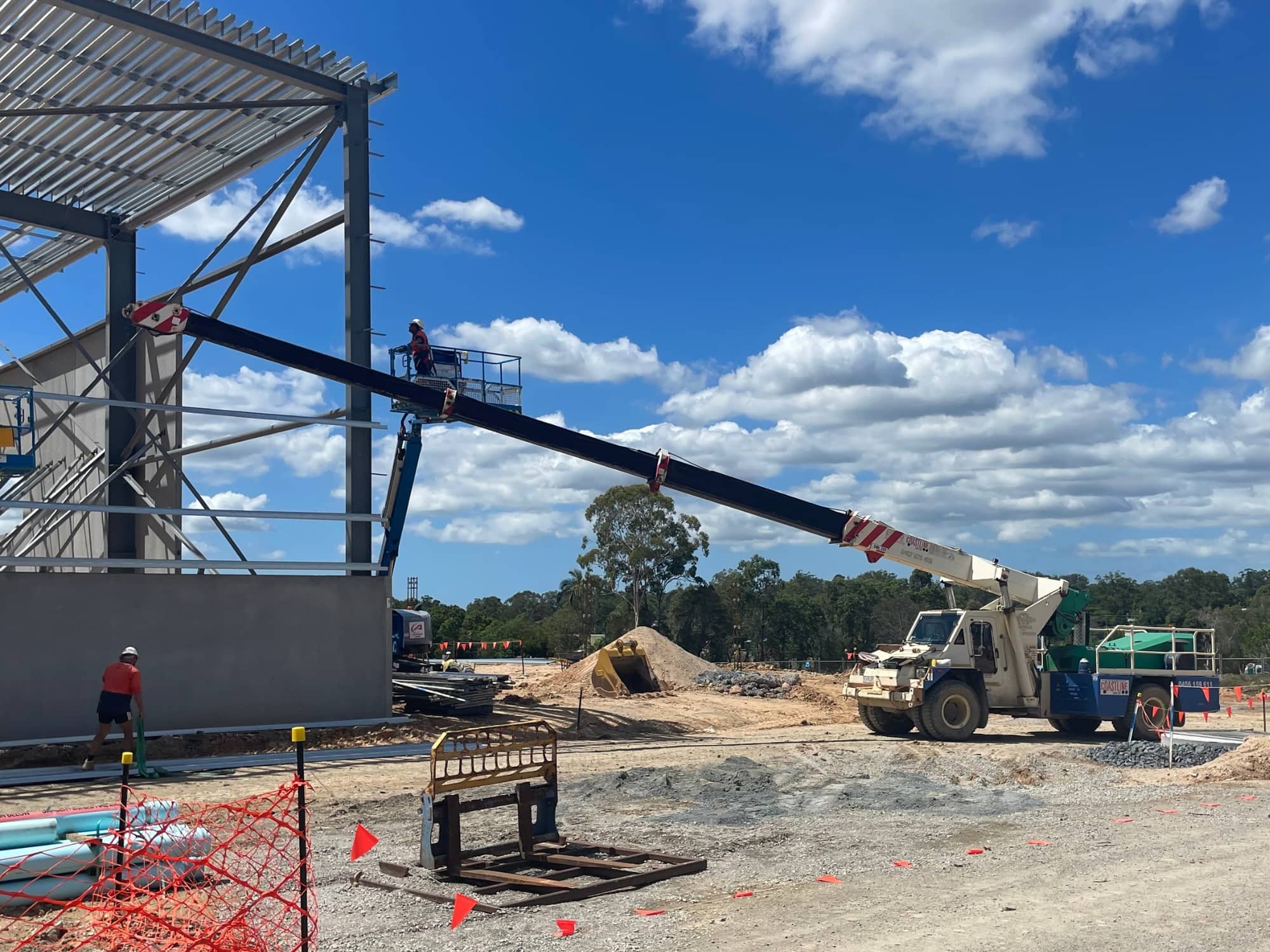 25 Types of Heavy Equipment Used in Construction | Surveyor Insider
